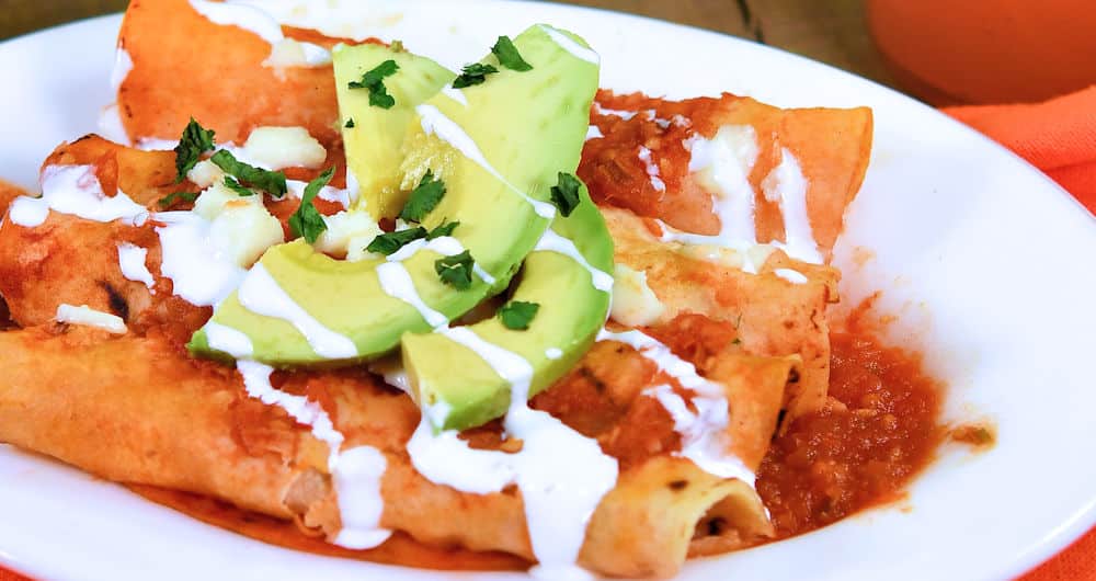 Entomatadas Recipe: Cheese and Onion | 24Bite® Recipes