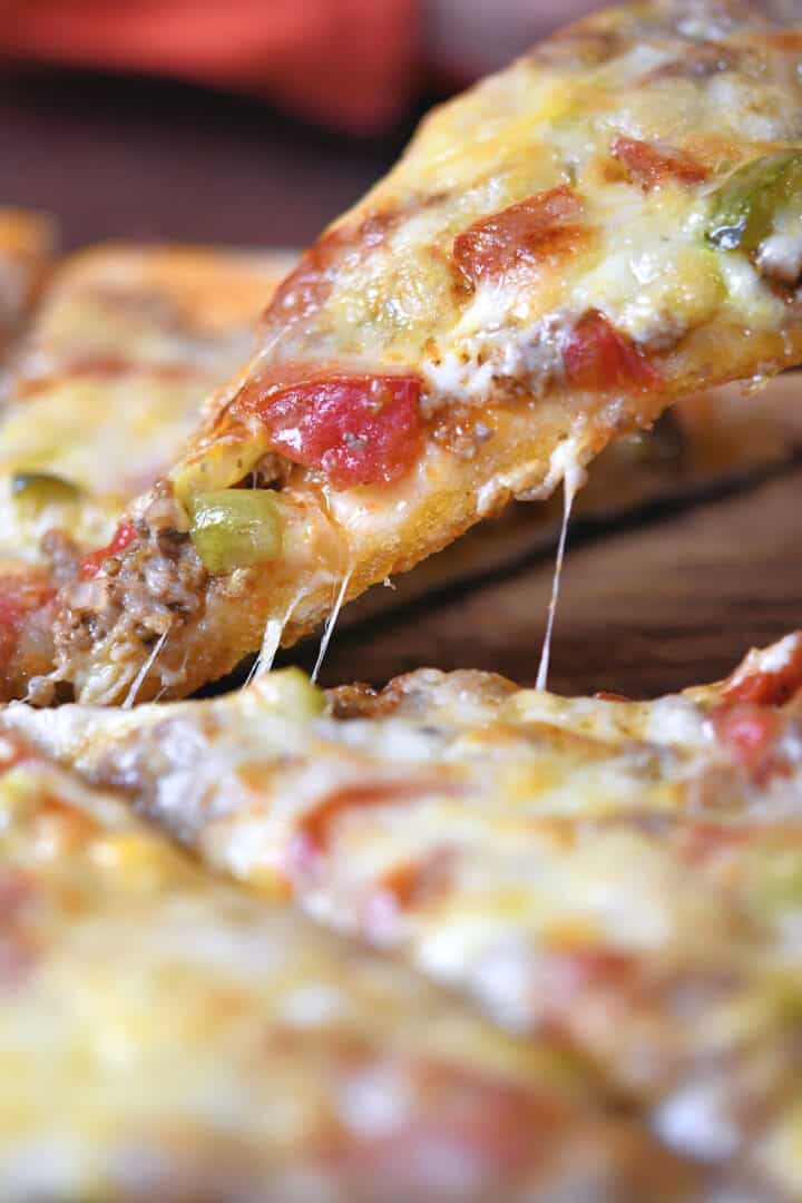 Cheeseburger Pizza Recipe | 24Bite® Recipes
