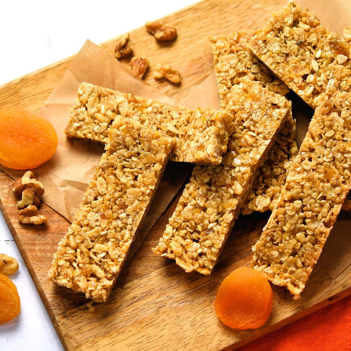 Apricot and Walnut Soft Granola Bars | 24Bite® Recipes