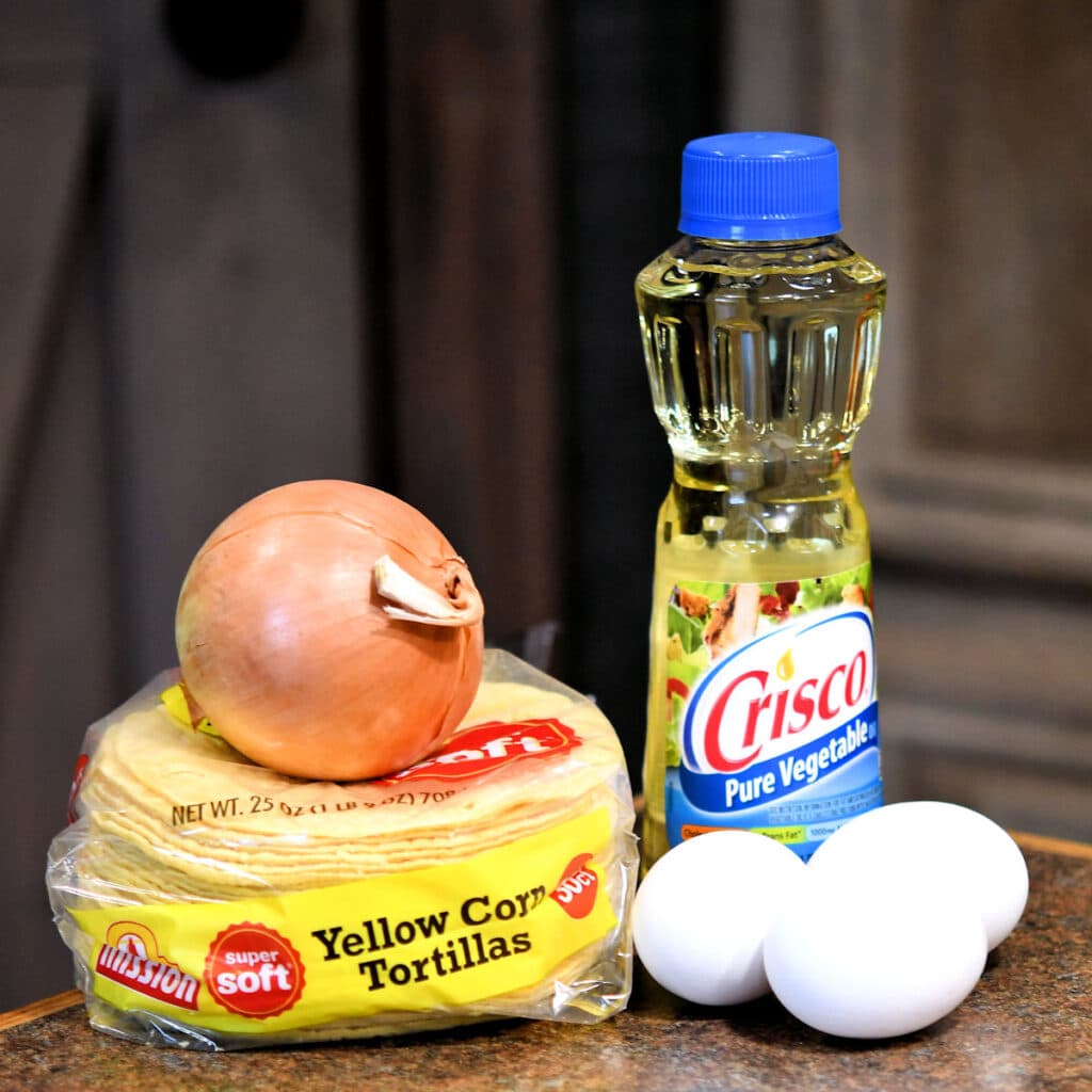 Easy Mexican Migas Eggs Breakfast | 24Bite® Recipes