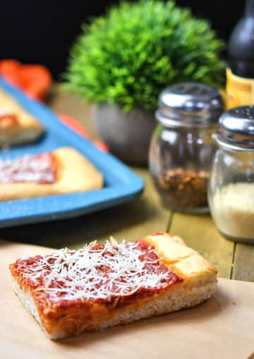 Philadelphia Tomato Pie Philly Style Pizza | 24Bite® Recipes