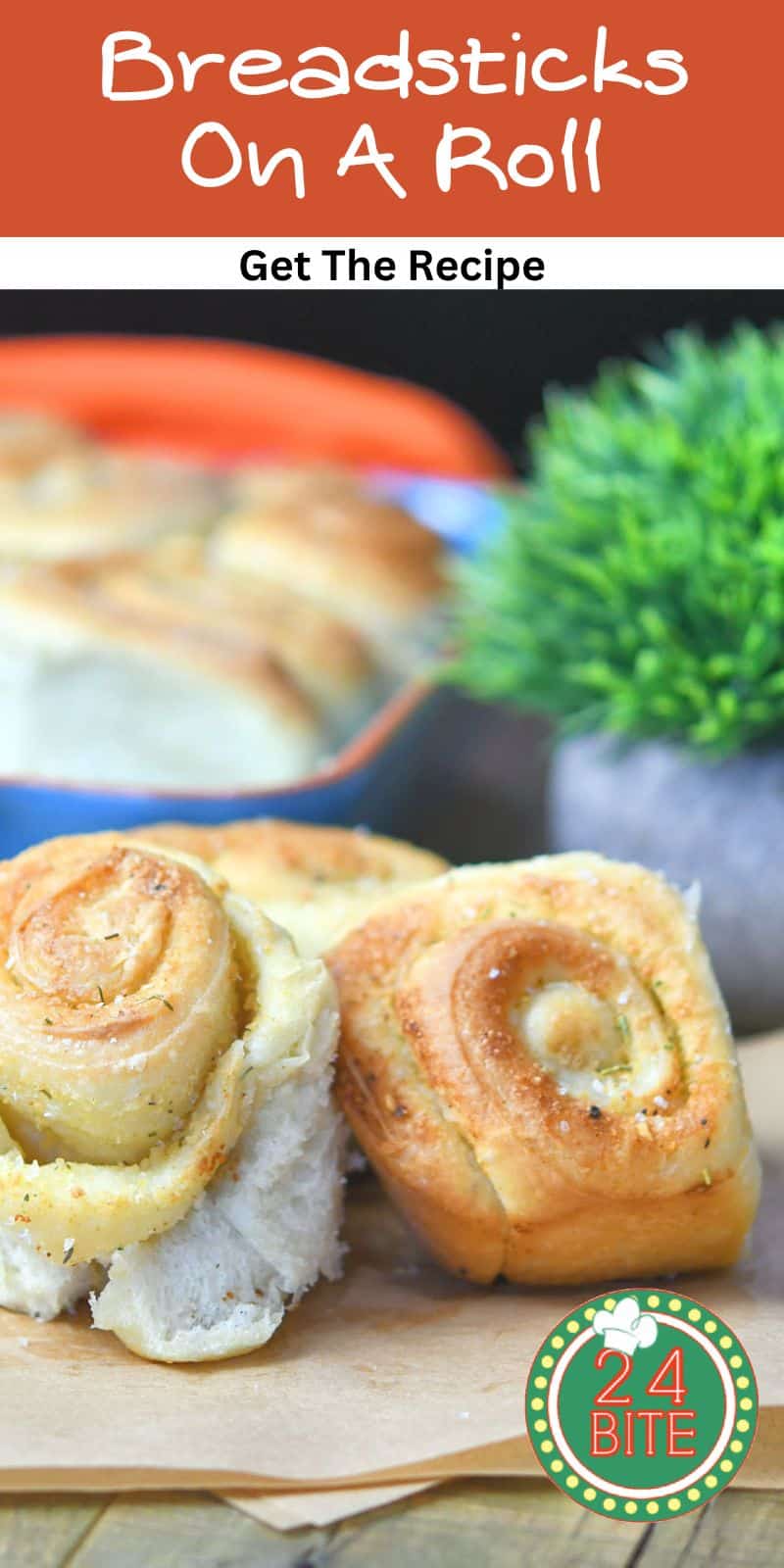 Breadsticks on a Roll Cheesy Garlic Rolls | 24Bite® Recipes